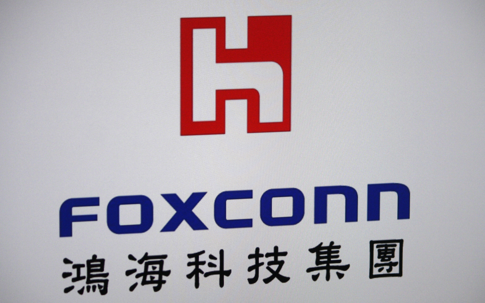 Details Emerge on Foxconn-Manufactured Ultra-Secure Crypto Phone ...