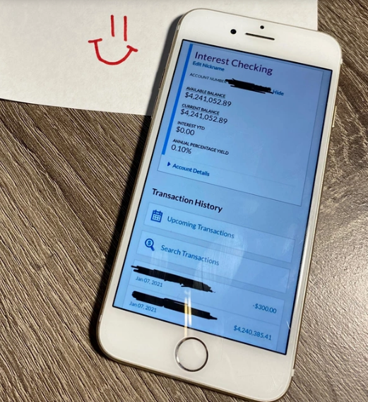 Reddit User Finds 127 Old Bitcoins at Grandpa's House – Pockets Over $4 ...