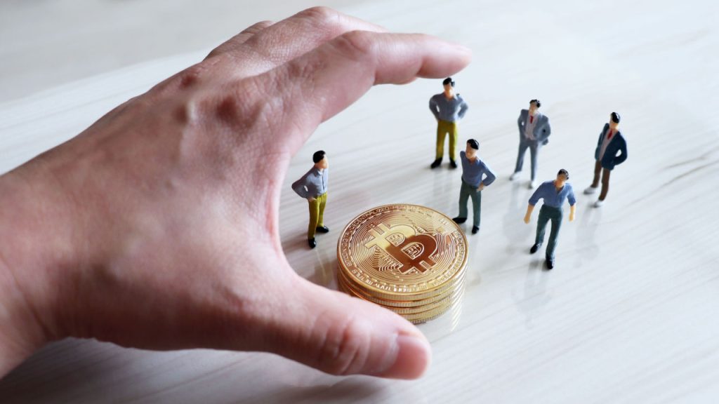 Russian Law Enforcement Prepares to Seize Crypto Assets, Seeks ...
