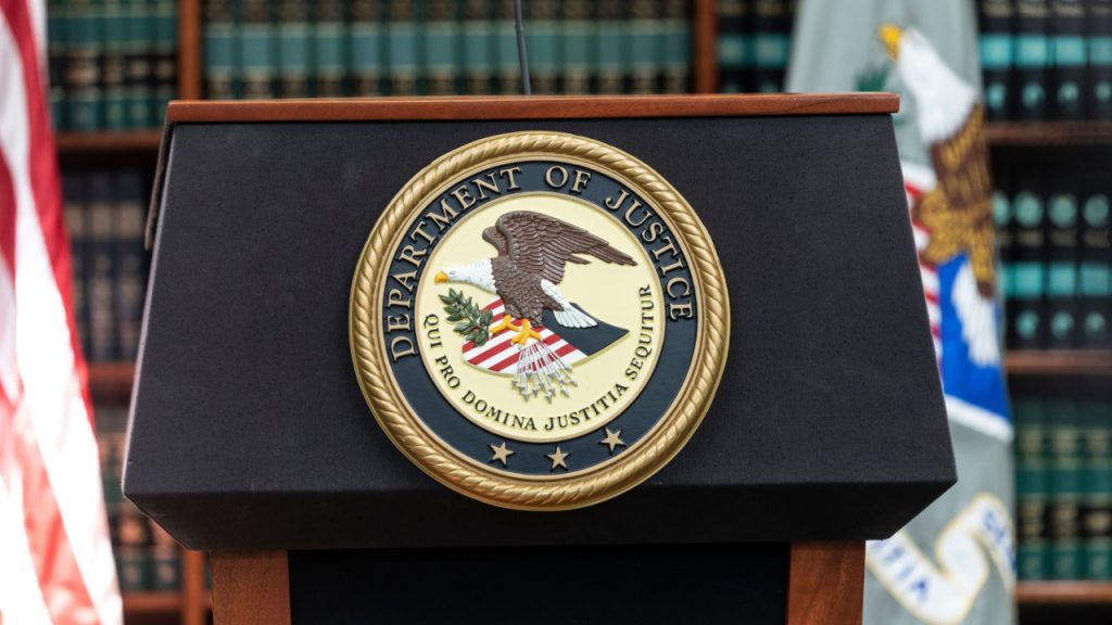 SEC, DOJ Charge Individuals in $1.9 Billion Hyperfund Cryptocurrency Fraud