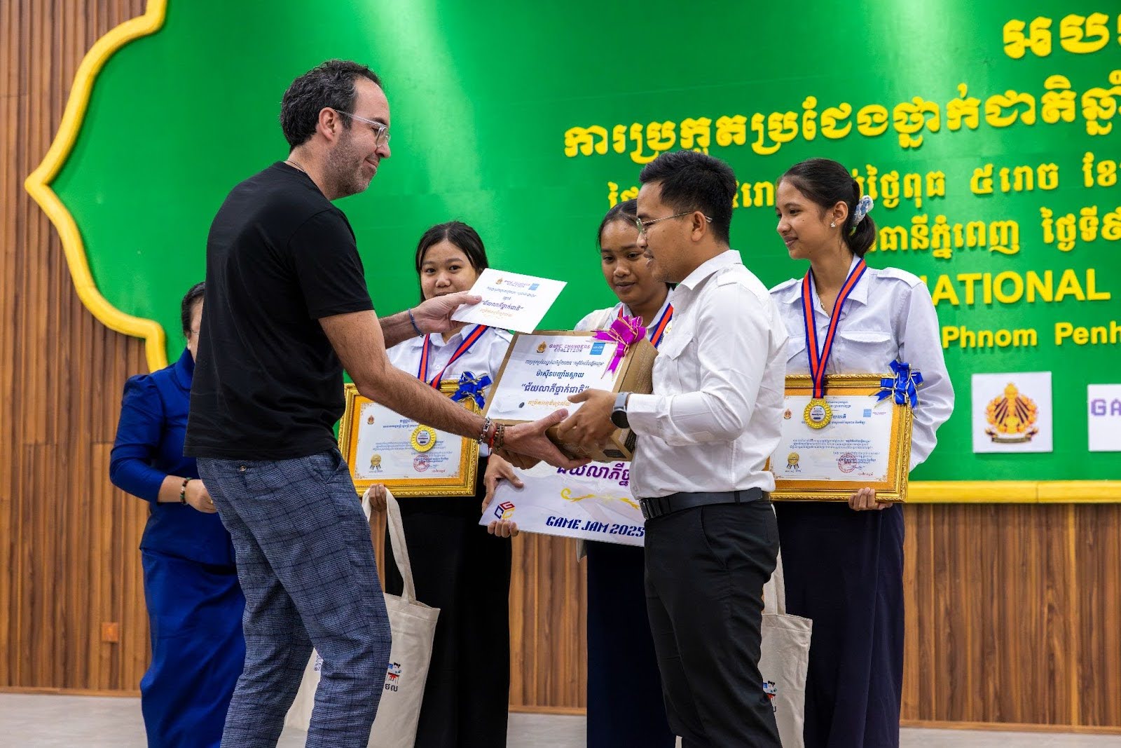 Bitget: Mladi v Kambodži opremljeni za uspeh v digitalnem gospodarstvu ...